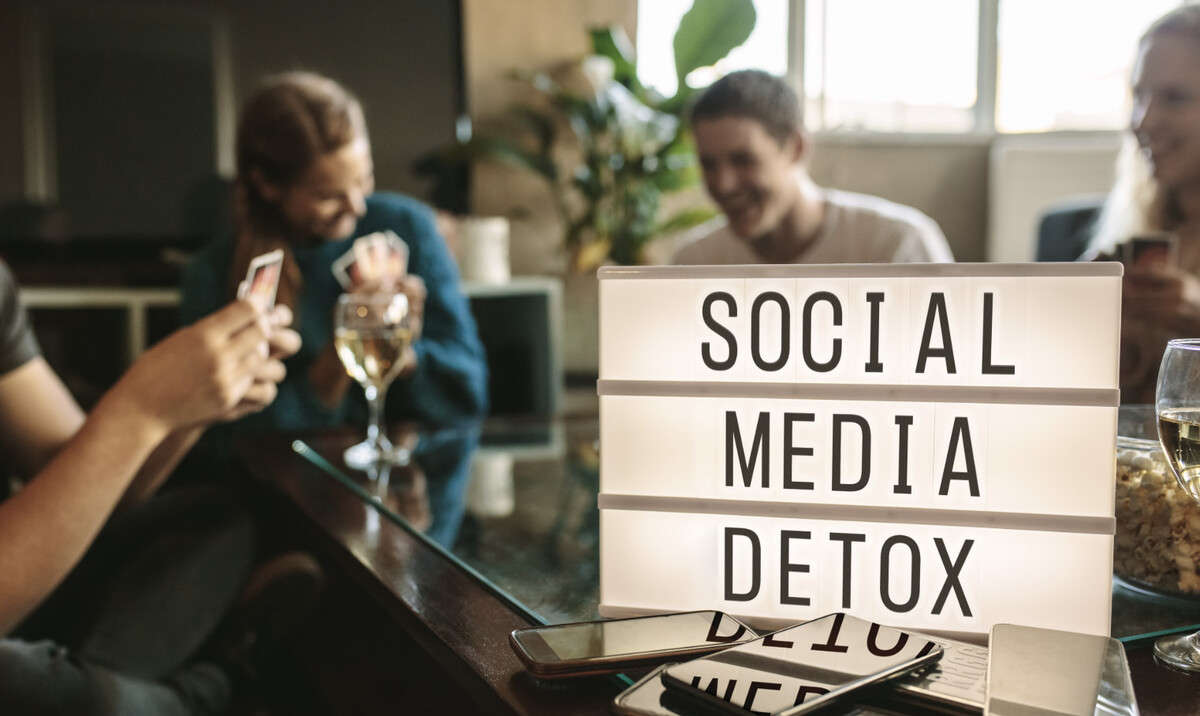 A Reset for 2026: The Power of a Social Media Detox | Domier Chiropractic